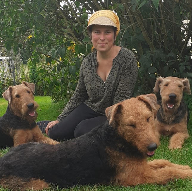 Tina Memis, Autor bei Easy Dogs